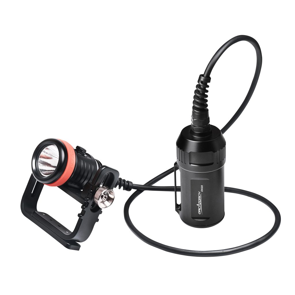 LINTERNA DE BUCEO TEK D620 2700 lumen - Jacqustore